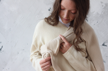 A Considered Collection of Secondhand and Recycled Cashmere.