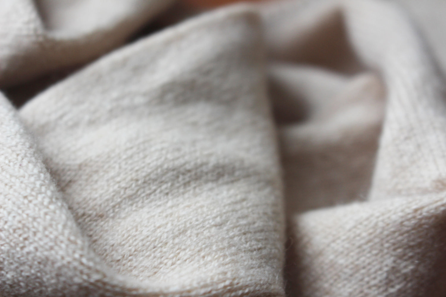 A Considered Collection of Secondhand and Recycled Cashmere.