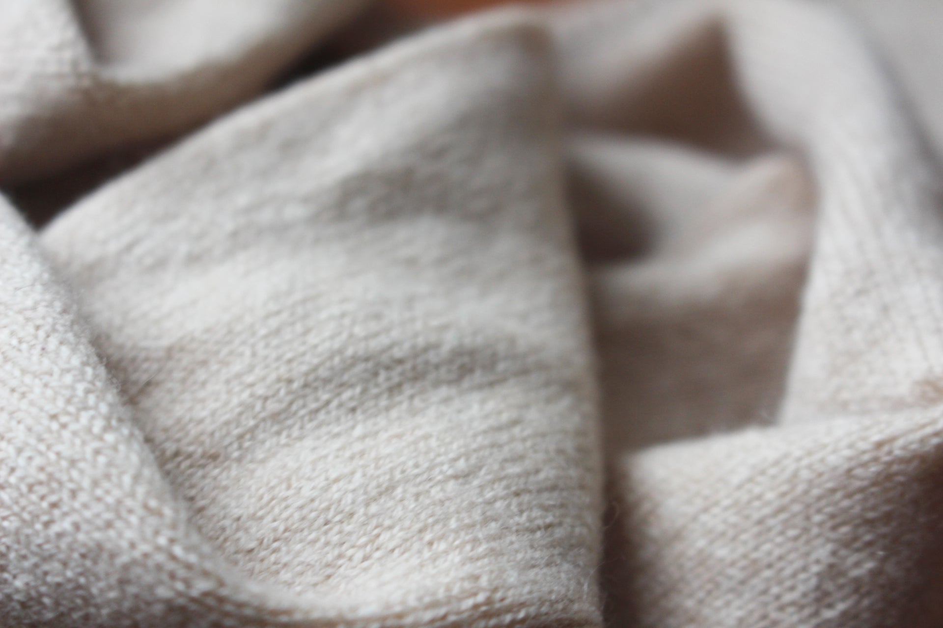 A Considered Collection of Secondhand and Recycled Cashmere.